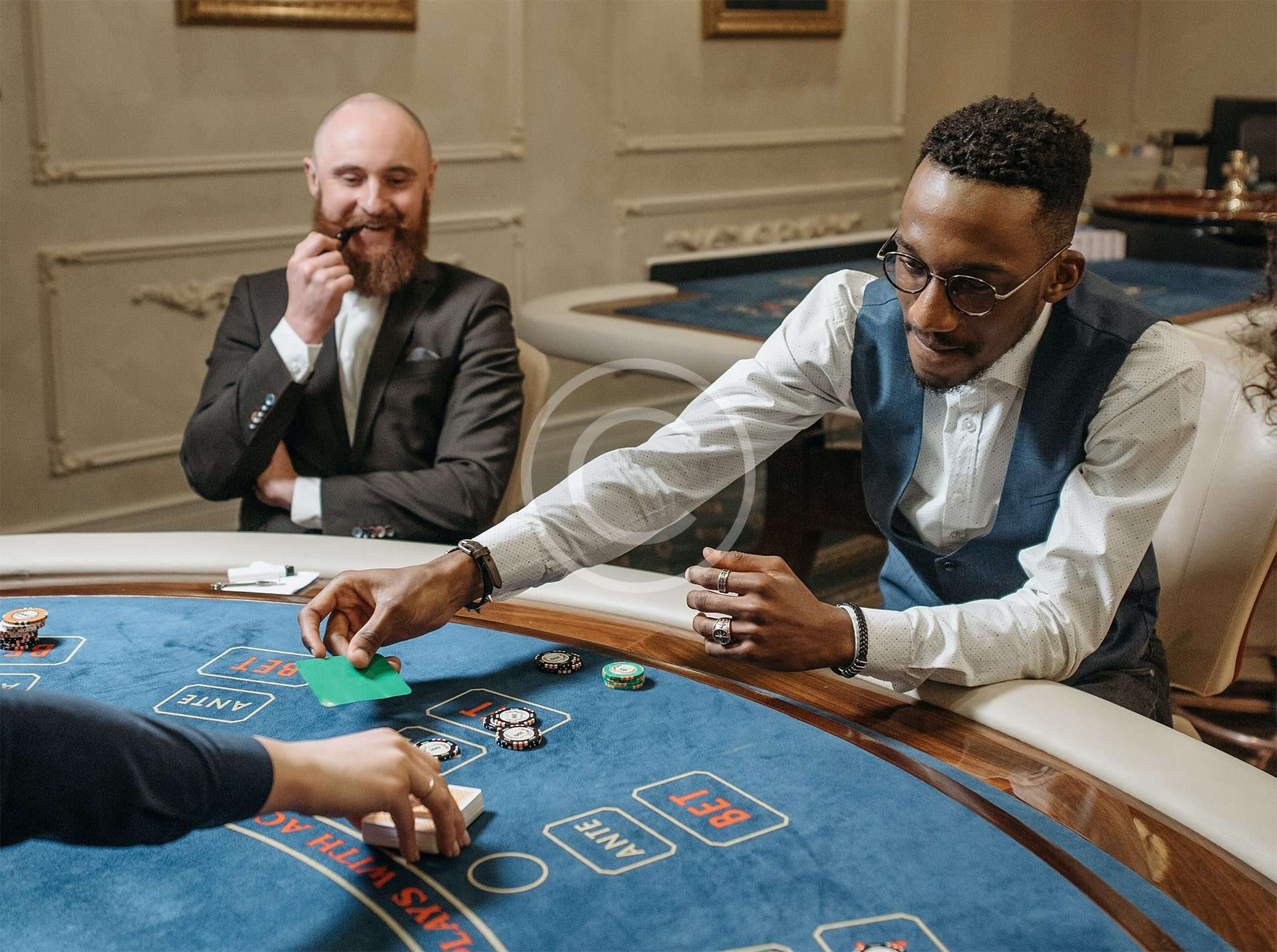 The most effective poker strategy guide - Yomi Games